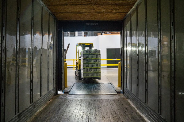 Ultimate Guide to Safe Loading and Unloading | Joloda Hydraroll