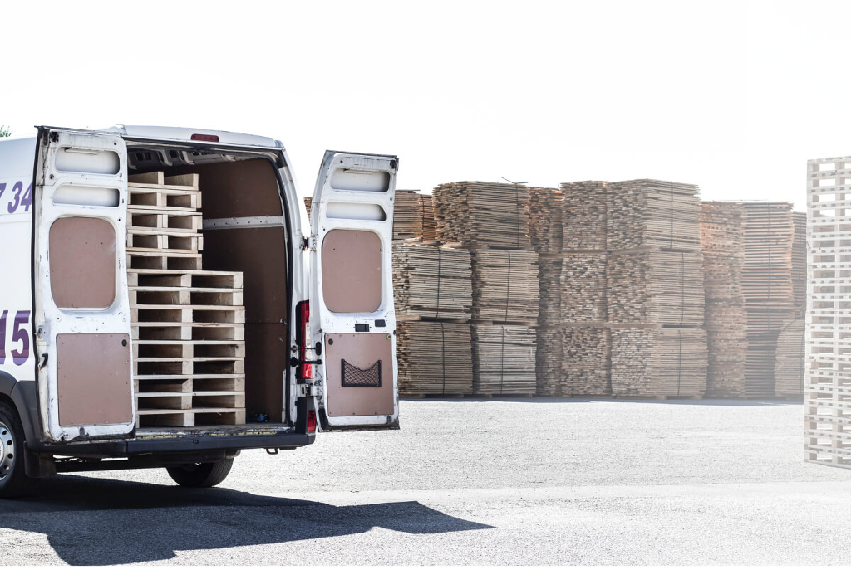 Ultimate Guide to Safe Loading and Unloading | Joloda Hydraroll