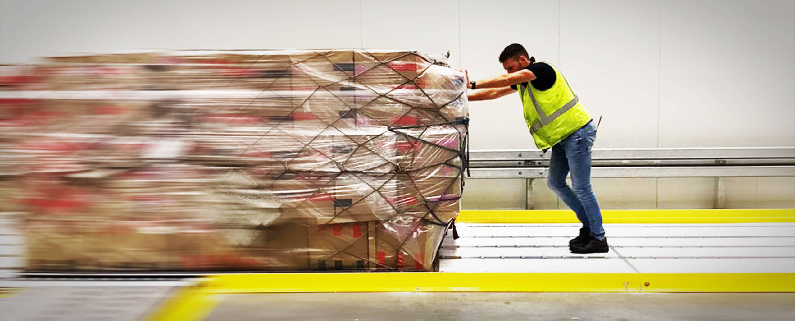 Systèmes De Chargement Pour Camions Fourgons Conteneurs Entrepôts